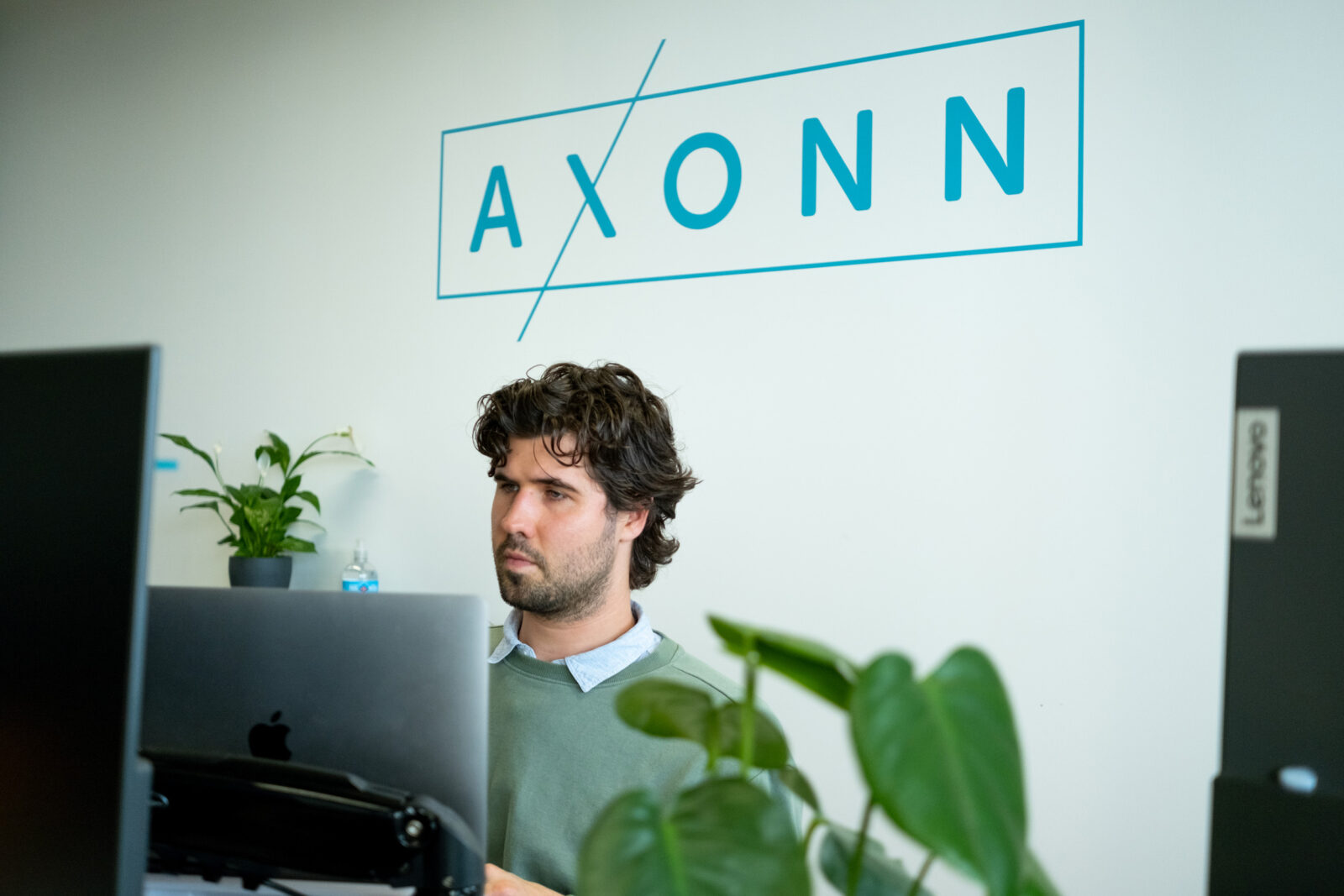 Data & Reporting – Axonn